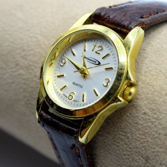 Nelsonic | Accessories | Vintage Nelsonic Watch Women Silver Gold Tone ...